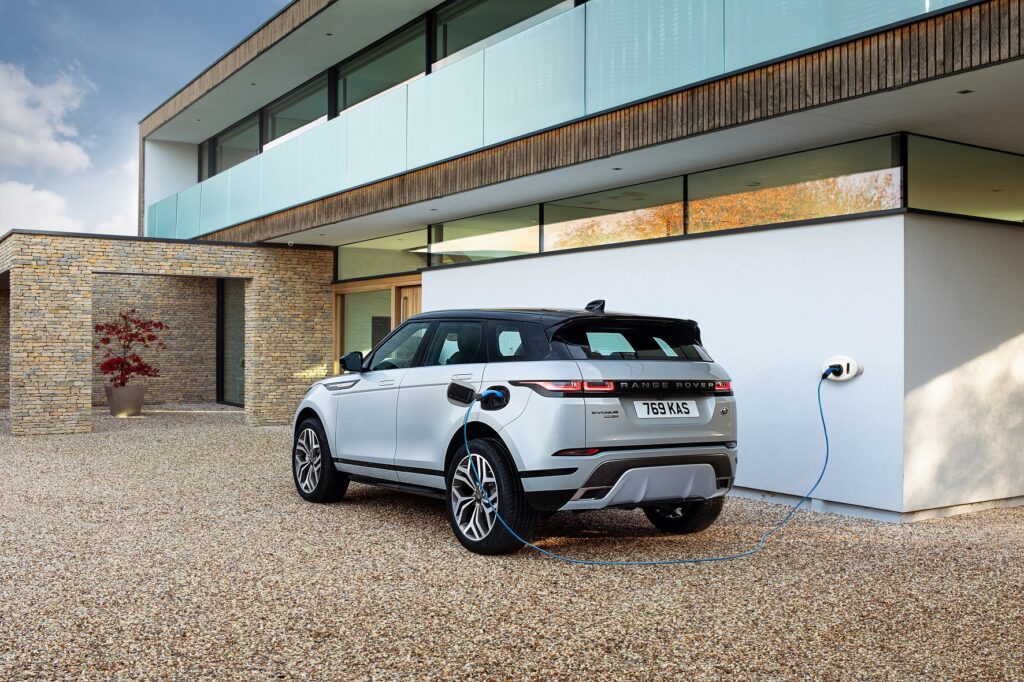 Yeni Range Rover Evoque 1.5 lt Plug-In Hybrid Motor Seçeneği İle ...